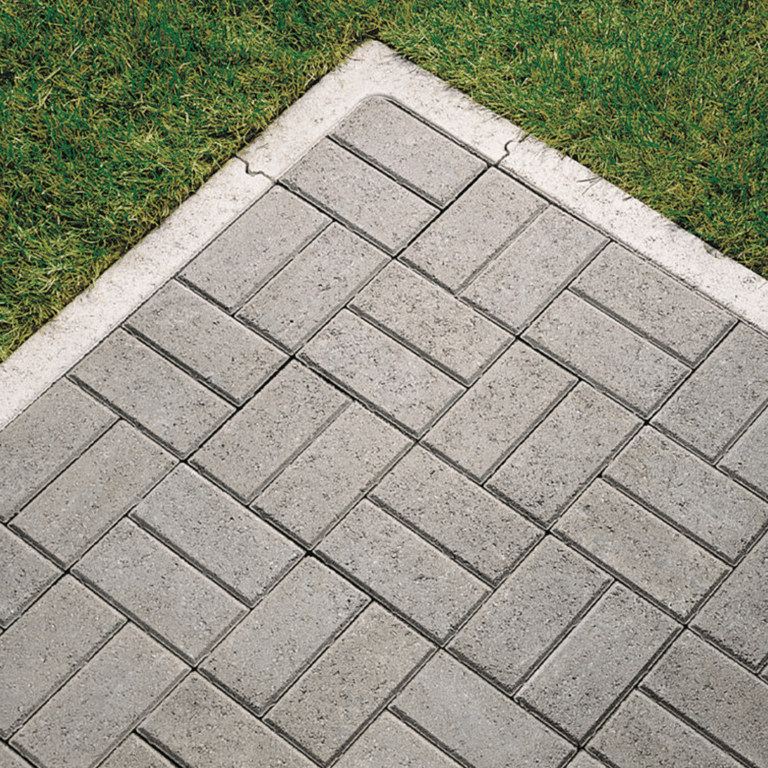 Universal Curb | planesprecastconcrete